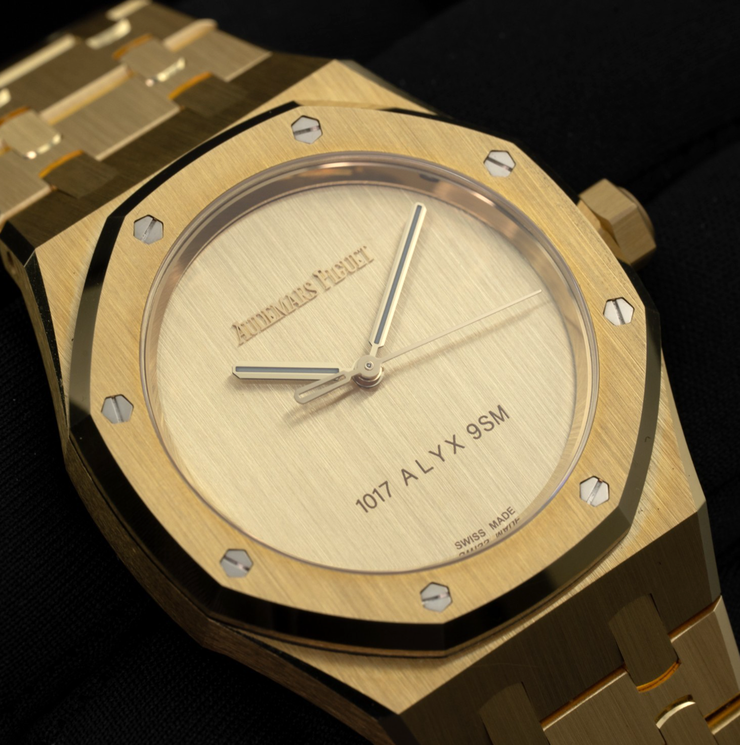 Audemars Piguet Royal Oak 1017 ALYX 9SM 15550BA.OO.1356BA.02 1 of 194 ...